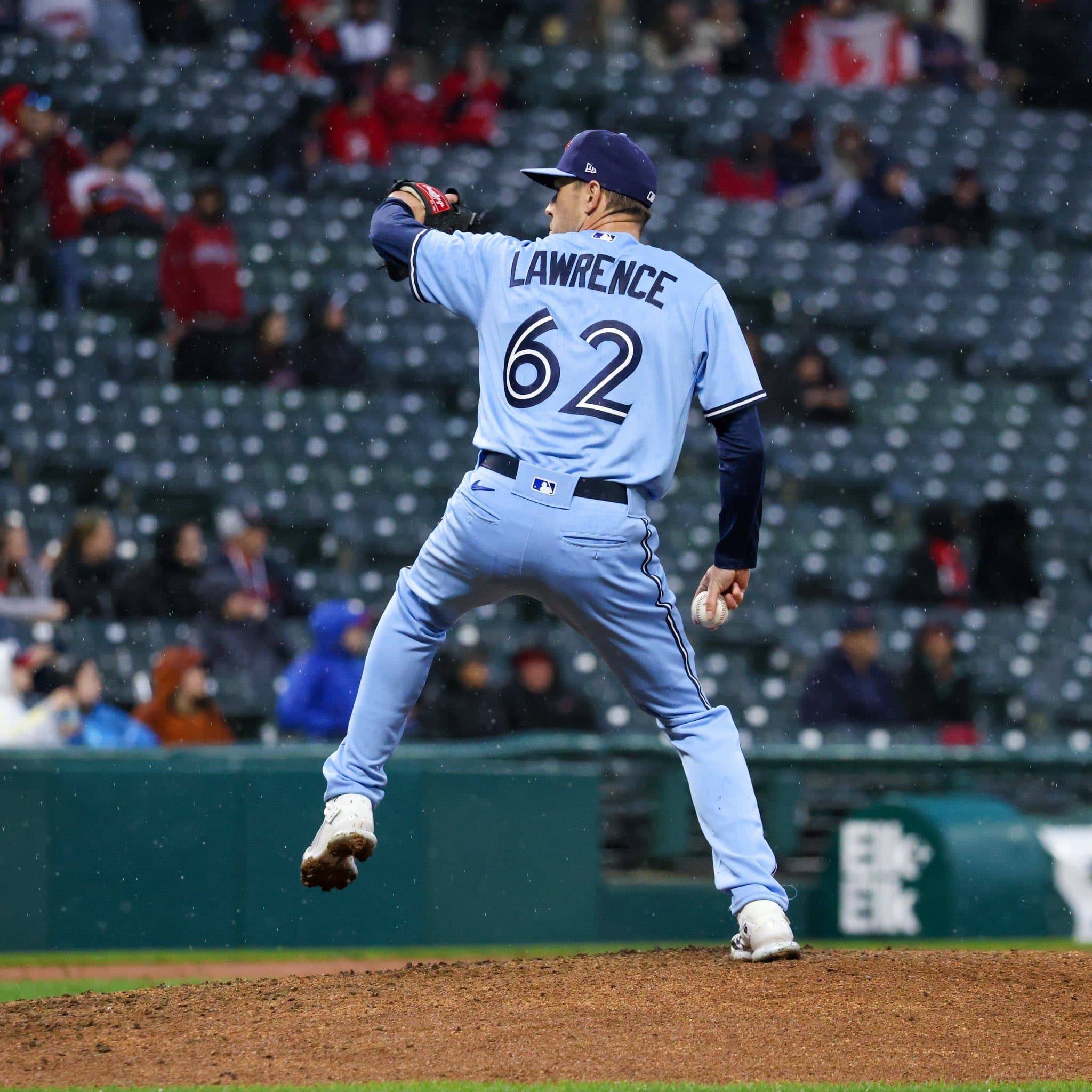 The Blue Jays re-sign pitcher Casey Lawrence to a minor league deal
