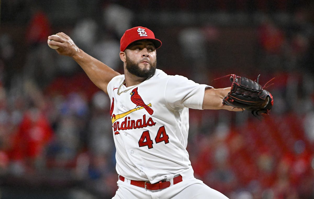 Hard-throwing right-handed pitcher Junior Fernández has been released ...