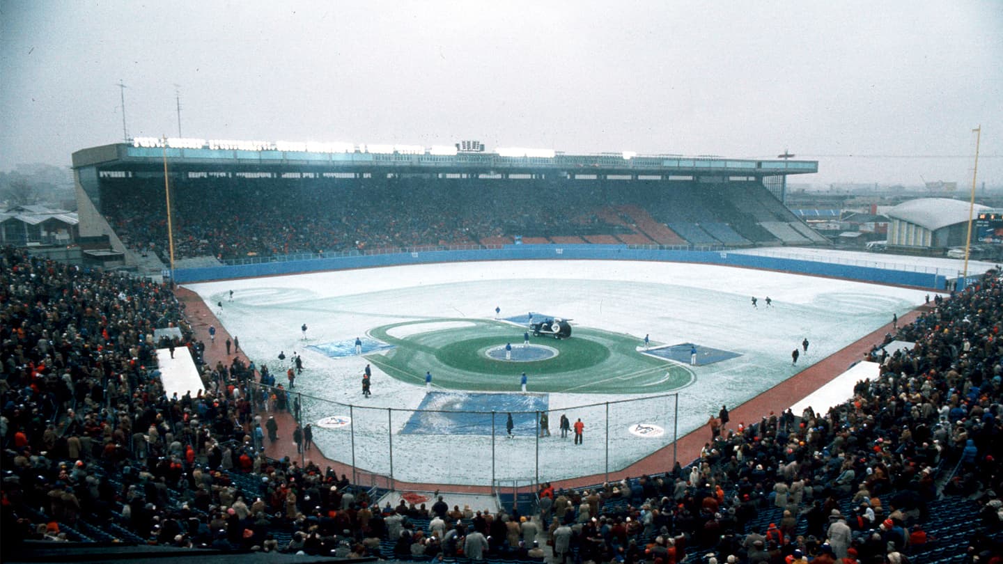 On this day in 1977… The Blue Jays make their debut with a 9-5 win over ...