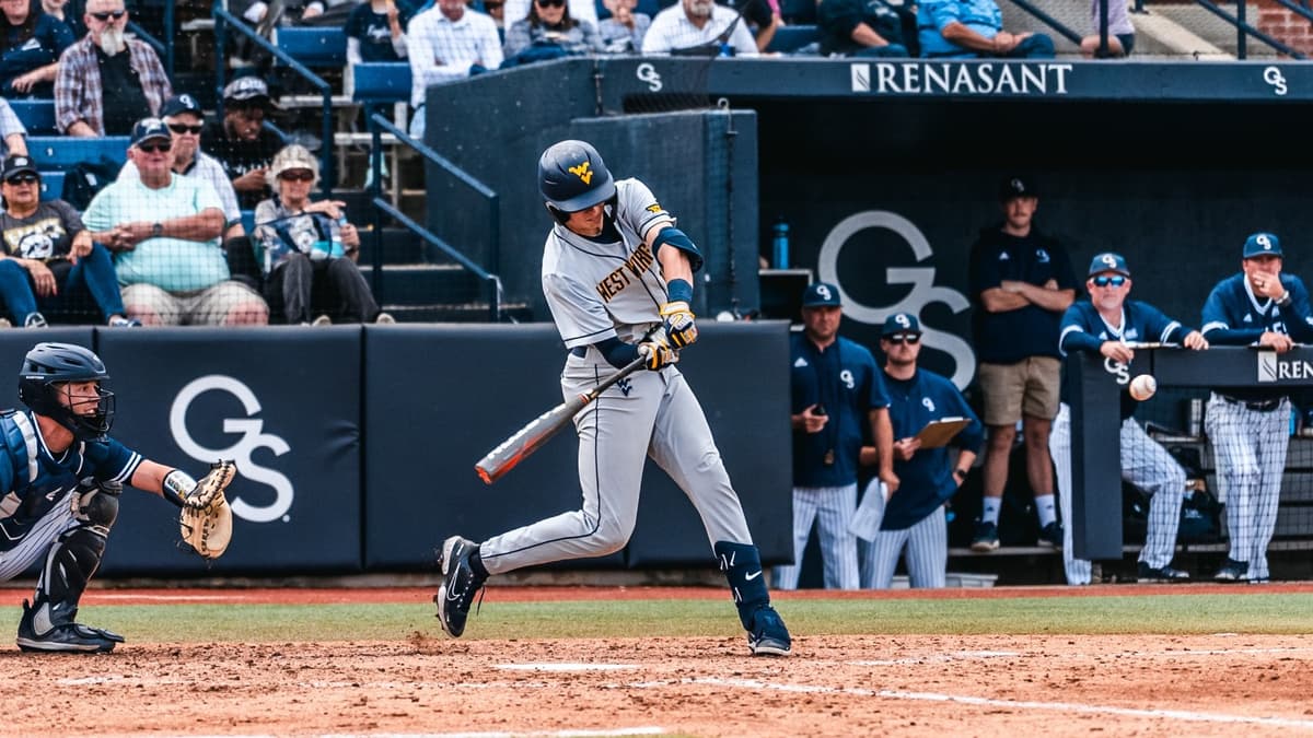 The Blue Jays ink eighth-round pick Braden Barry to an under-slot deal