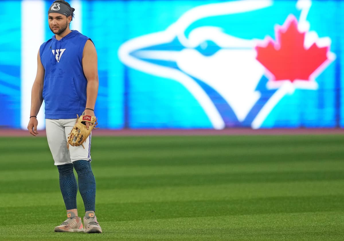 Toronto Blue Jays shortstop Bo Bichette ‘not expected out too long’