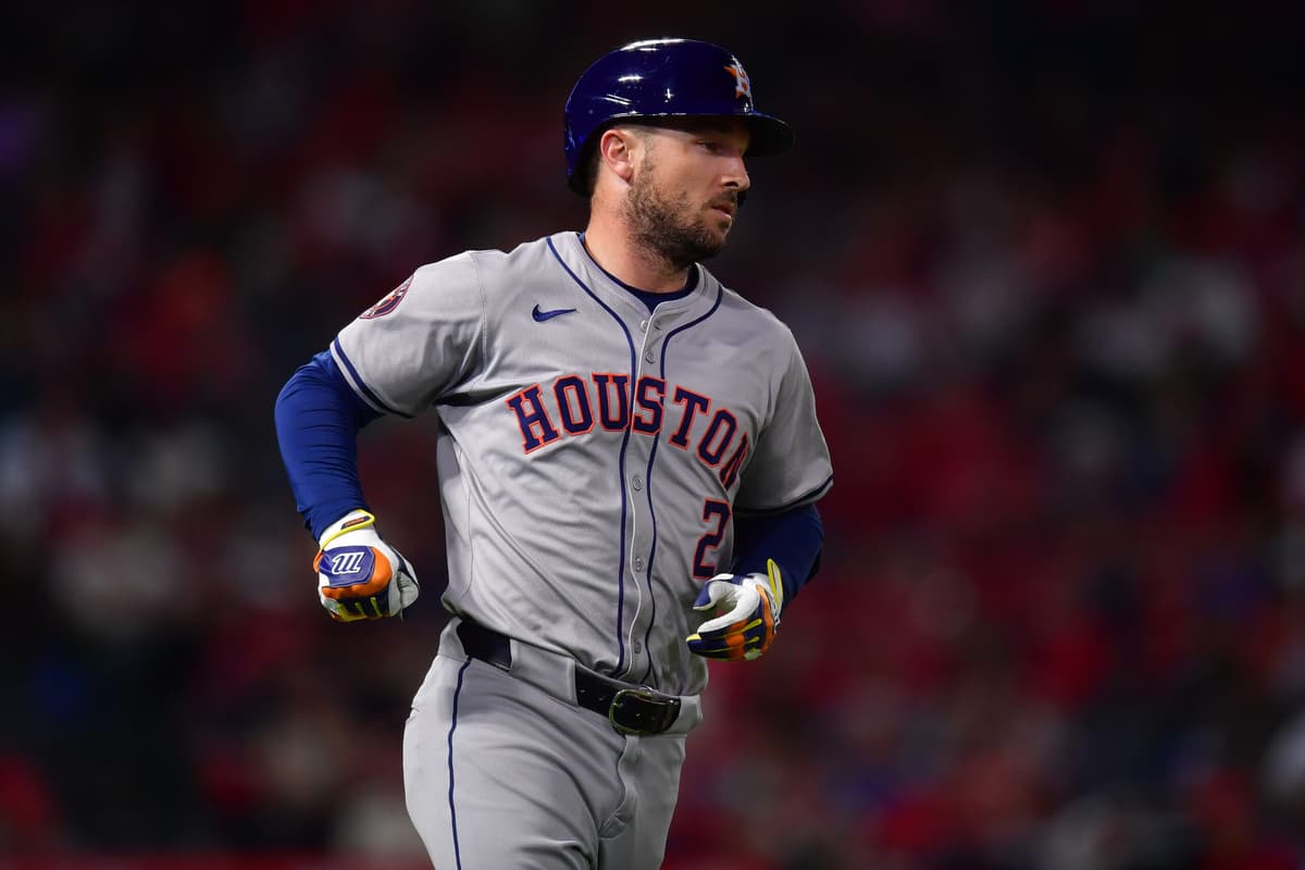 News and Notes: Alex Bregman reportedly fielding multiple six-year ...