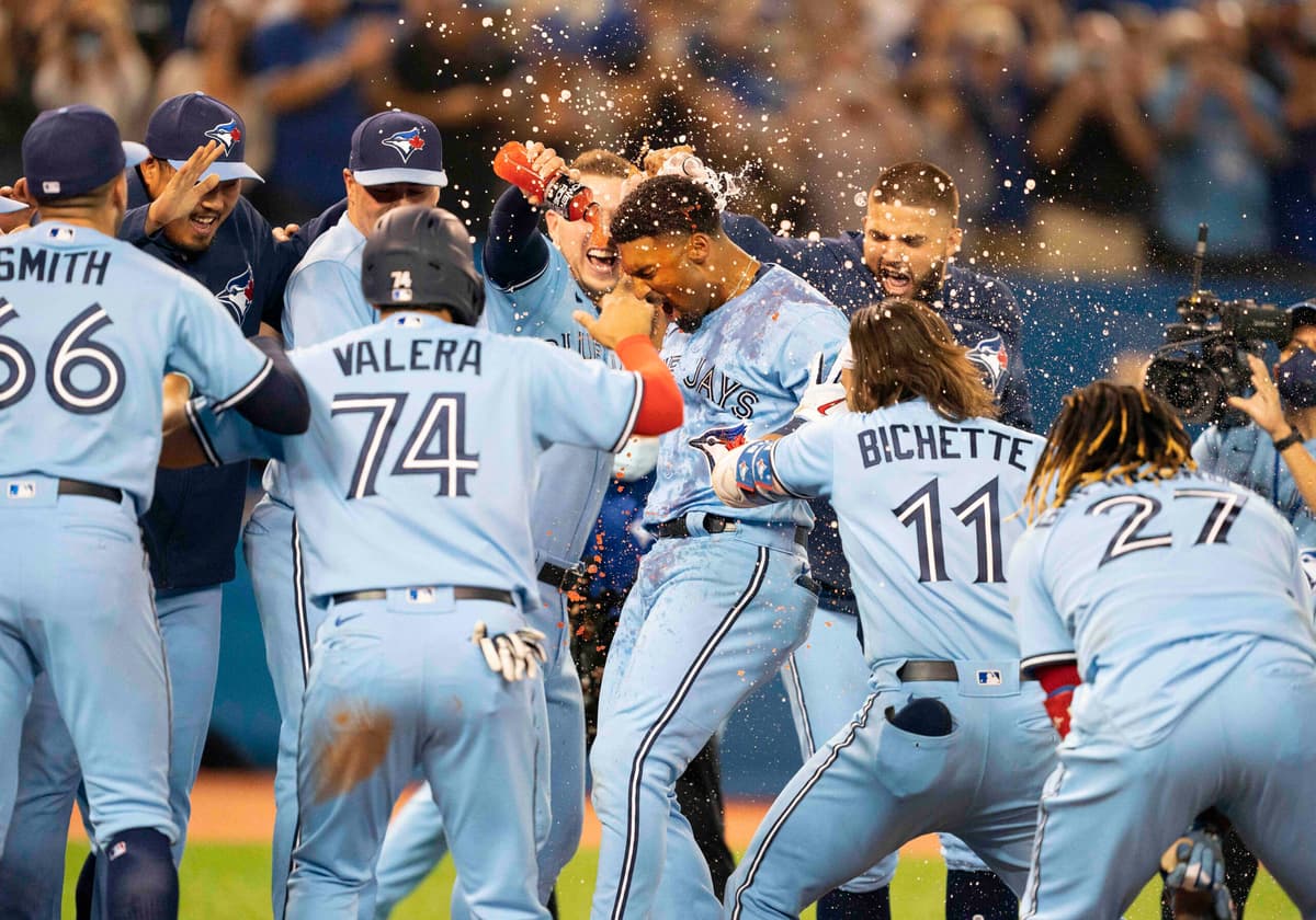Throwback Thursday: Looking at the Blue Jays’ walk off victory against ...